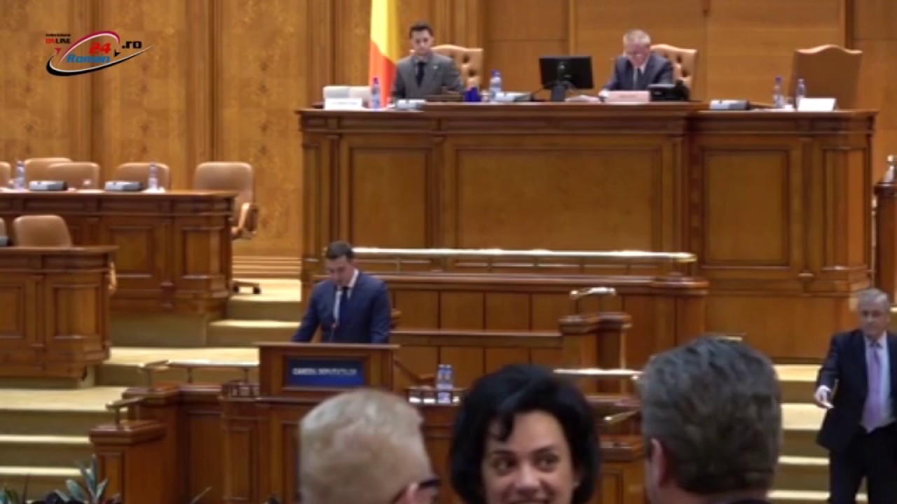 roman24 | Depunerea juramantului de credinta Alexandru Rotaru