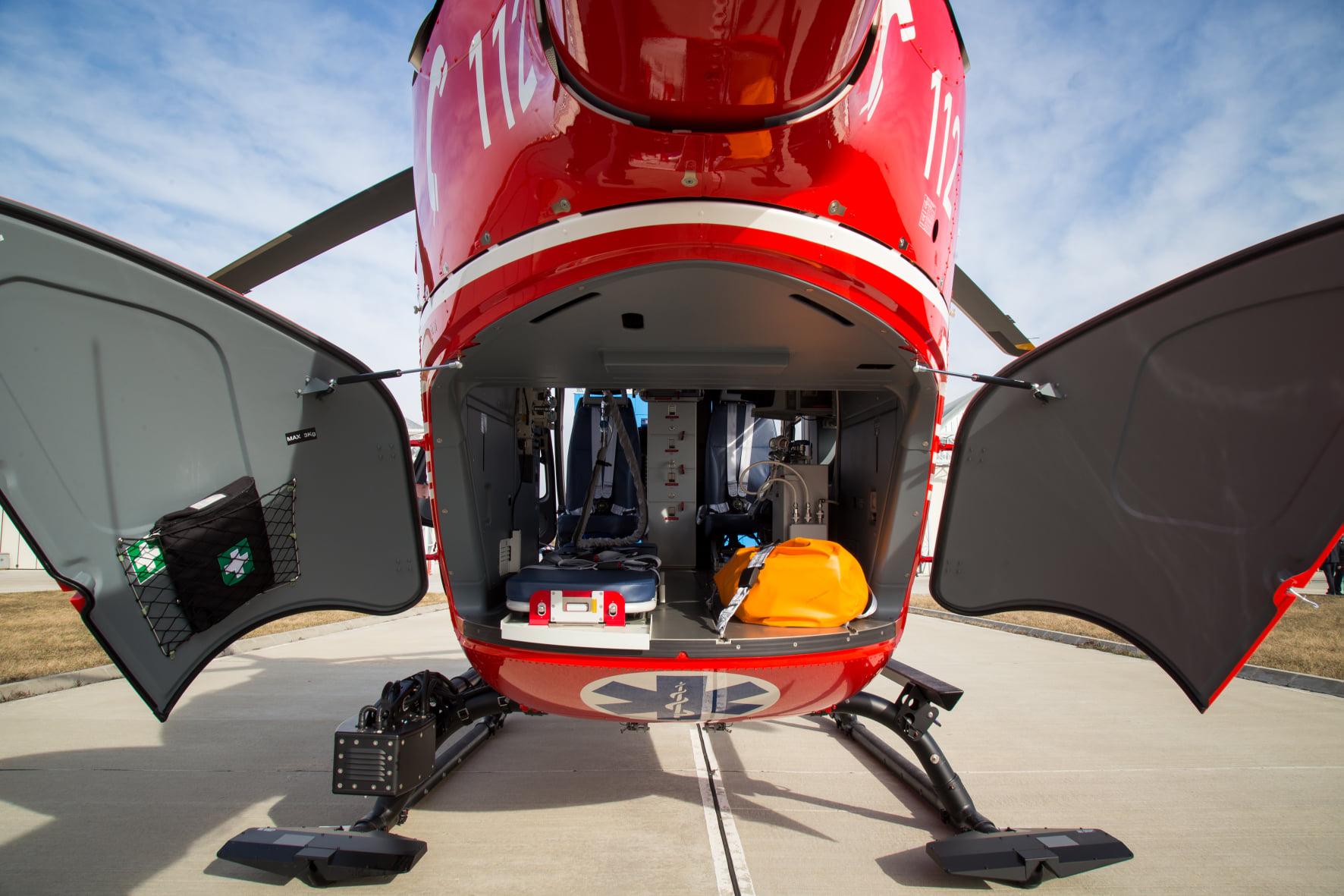 roman24 | Misiune salvare un bebeluș de 6 luni, intervenție elicopter ...