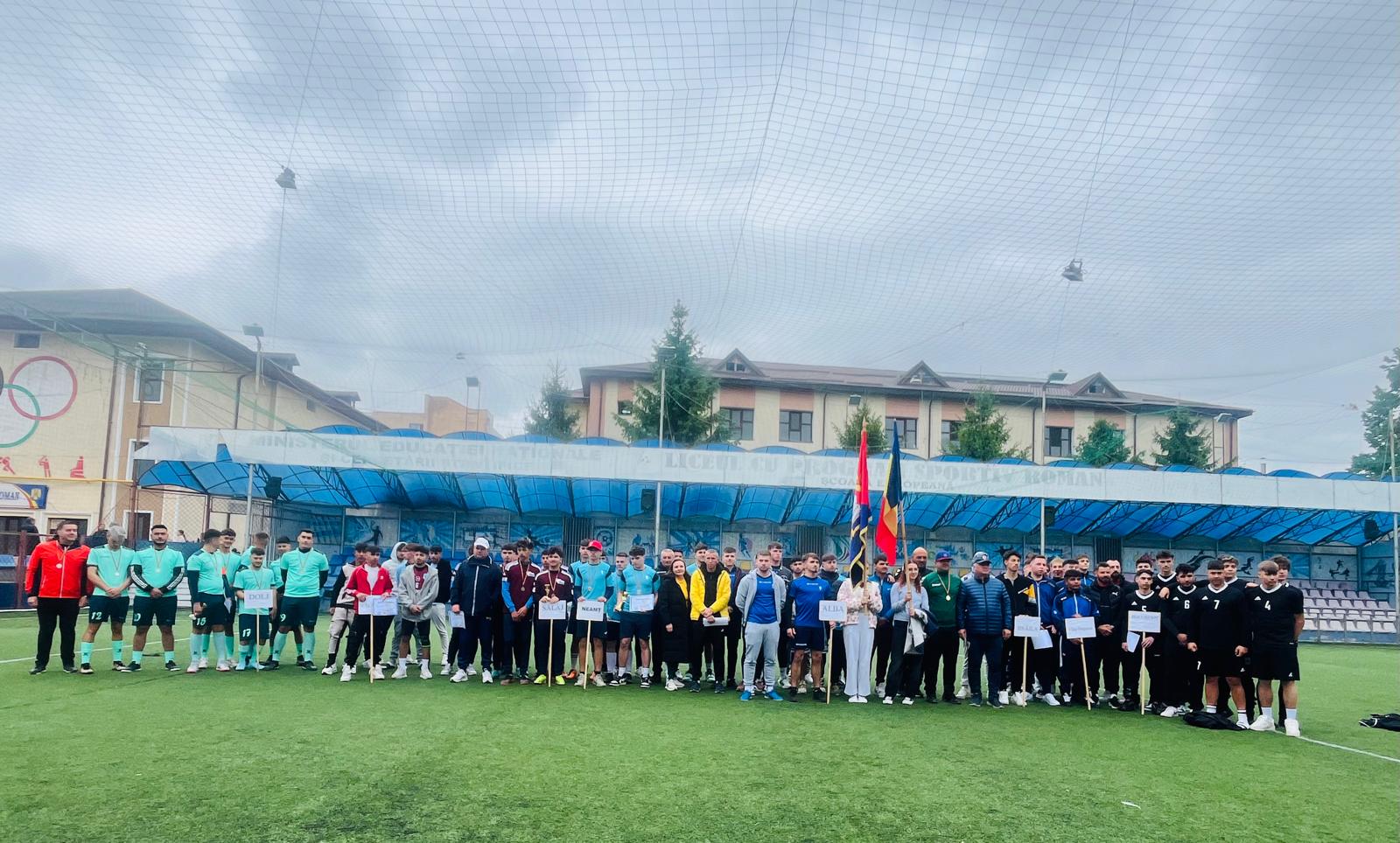 roman24 | Liceul cu Program Sportiv Roman – gazda și câștigătoarea ...