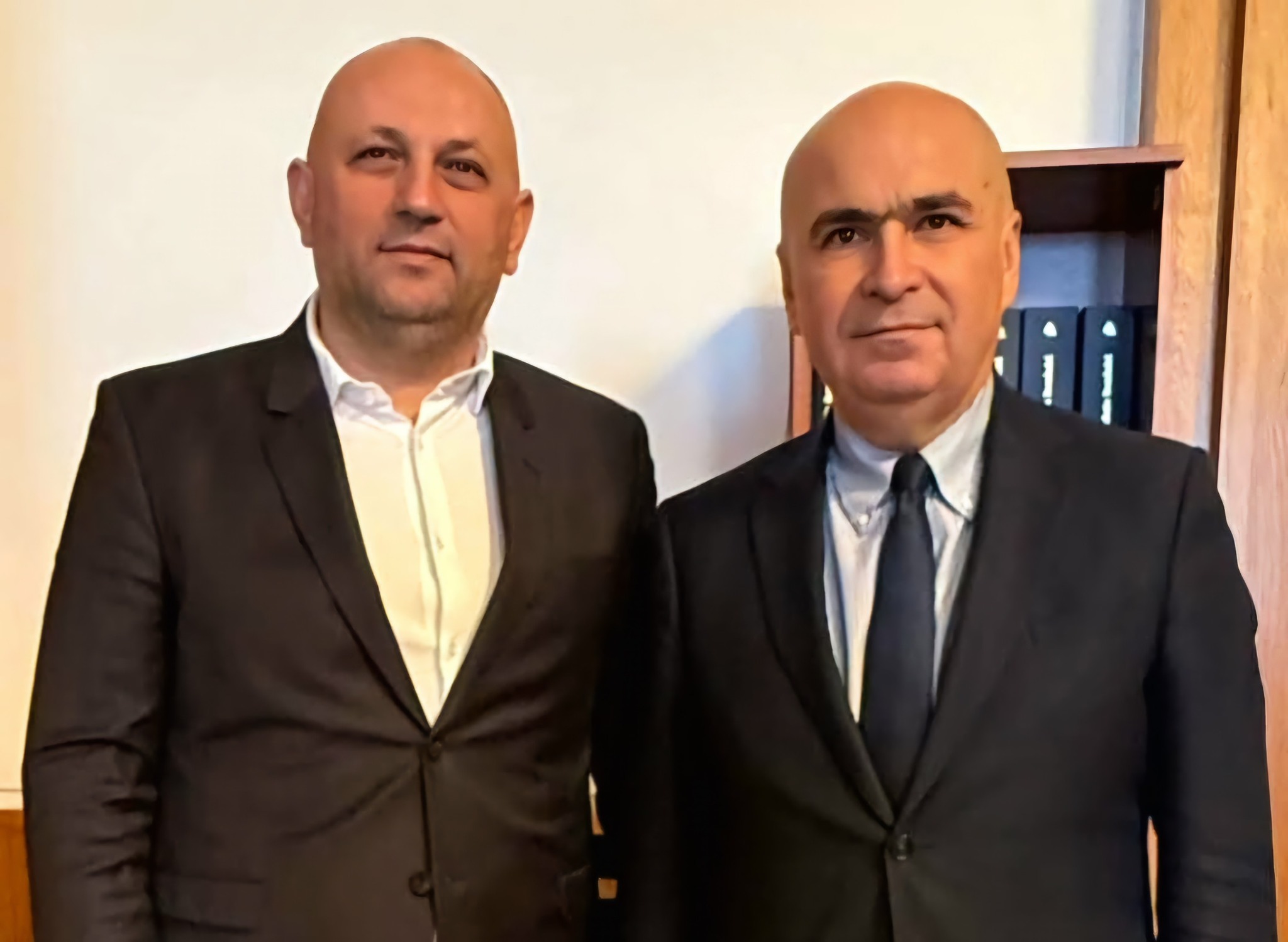 roman24 | Deputatul Adrian Ciobanu: “România are nevoie de decență. Are ...